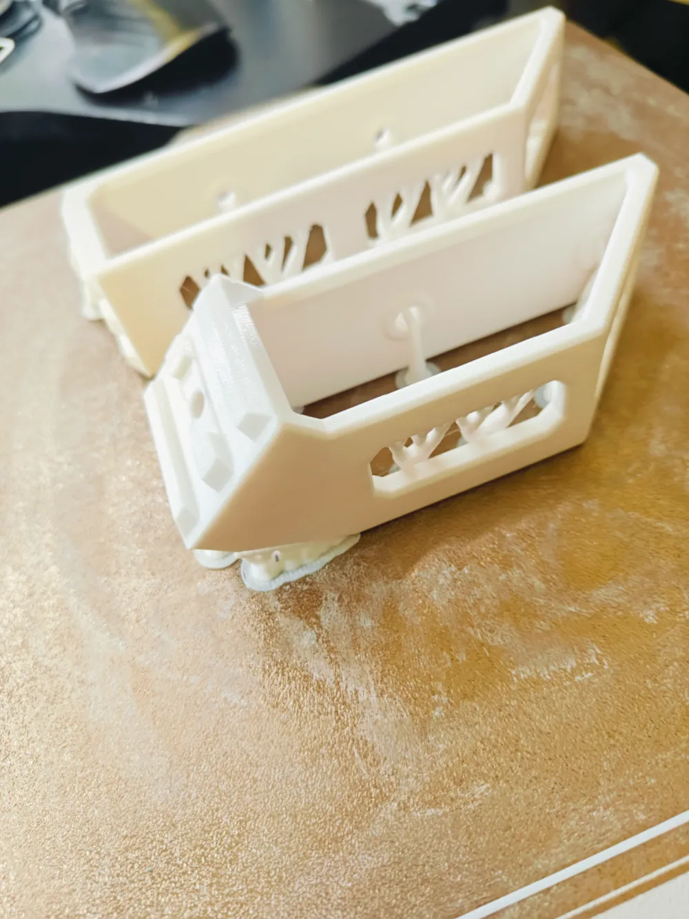 Universal Desktop Stand (single 2020 vslot) by Zetta Art - MakerWorld