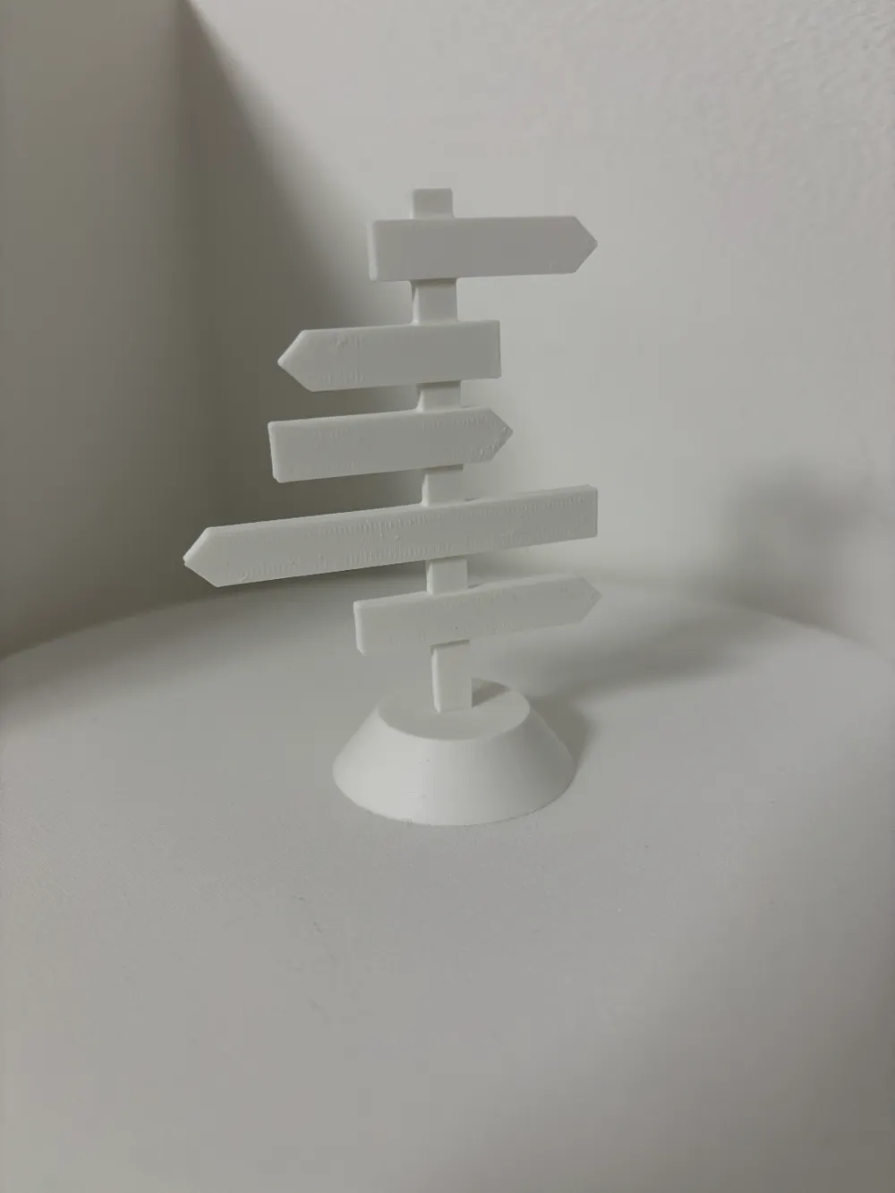 Customizable Sign - Elv on the Shelf / Dollhouse by J3D Design - MakerWorld