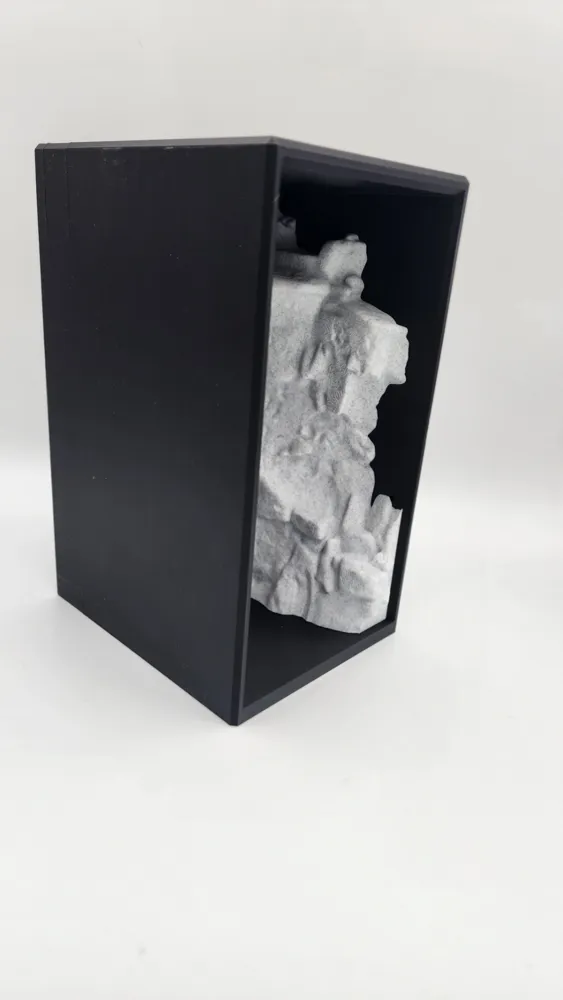 Old Man of the Mountain Book Nook - Free 3D Print Model - MakerWorld