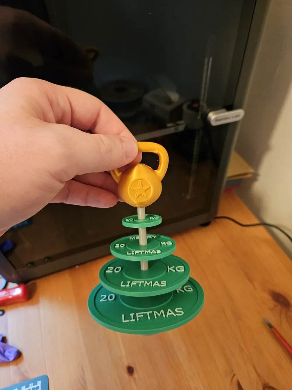 Barbell Christmas Tree & Coaster Set by GGlockeFlow MakerWorld ...