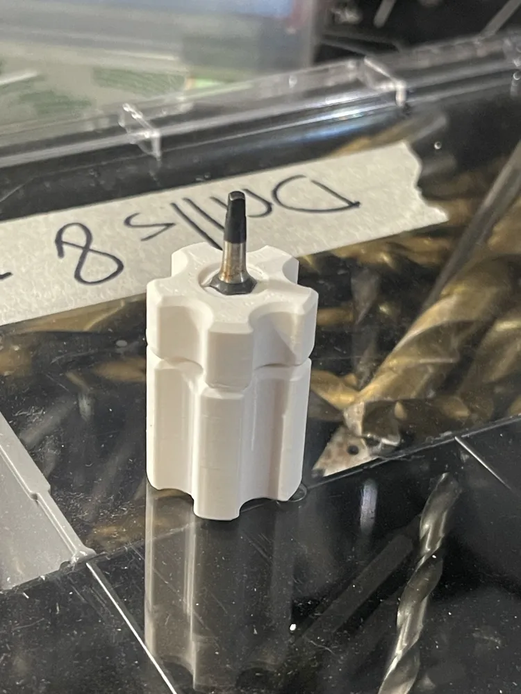 Stubby Bit Driver by adam.filipowicz - MakerWorld