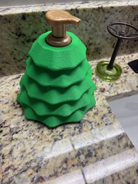 Christmas Tree Soap Dispenser - Free 3D Print Model - MakerWorld