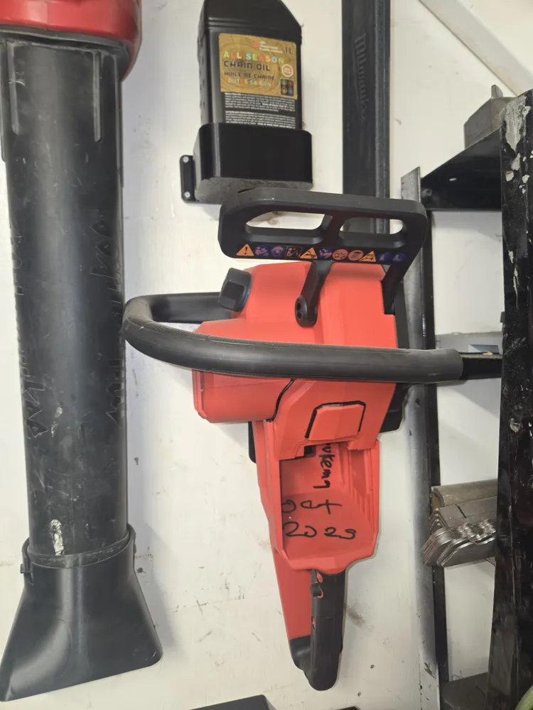 Milwaukee Chain Saw Wall Bracket by Jordan Beukema MakerWorld: Download ...