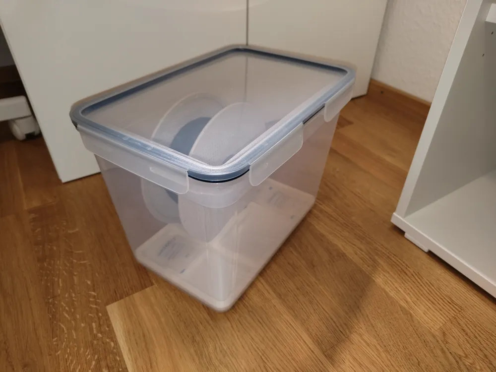 Simple Spool Holder Filament Box (IKEA 365+ 10.6l) by dennisemce ...