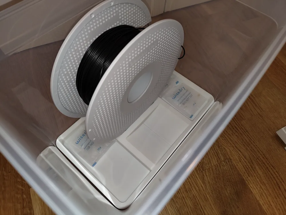 Simple Spool Holder Filament Box (IKEA 365+ 10.6l) by dennisemce ...