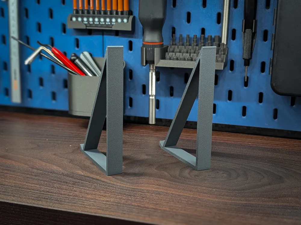 3D Track Model Desk Stand by Virtality MakerWorld: Download Free 3D Models