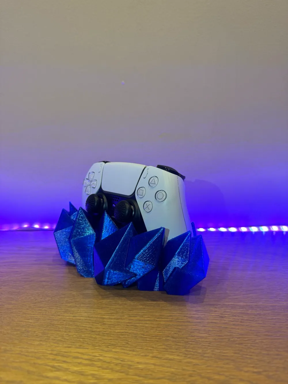 Crystal Playstation 5 Controller Holder by giannismathiou10 MakerWorld ...