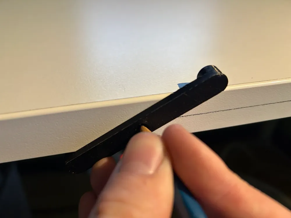 Middle finder tool by manueshl - MakerWorld