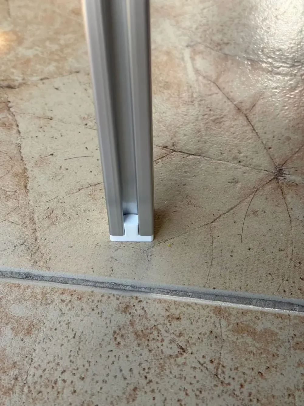 Aluminum profile foot pad by Combo - MakerWorld