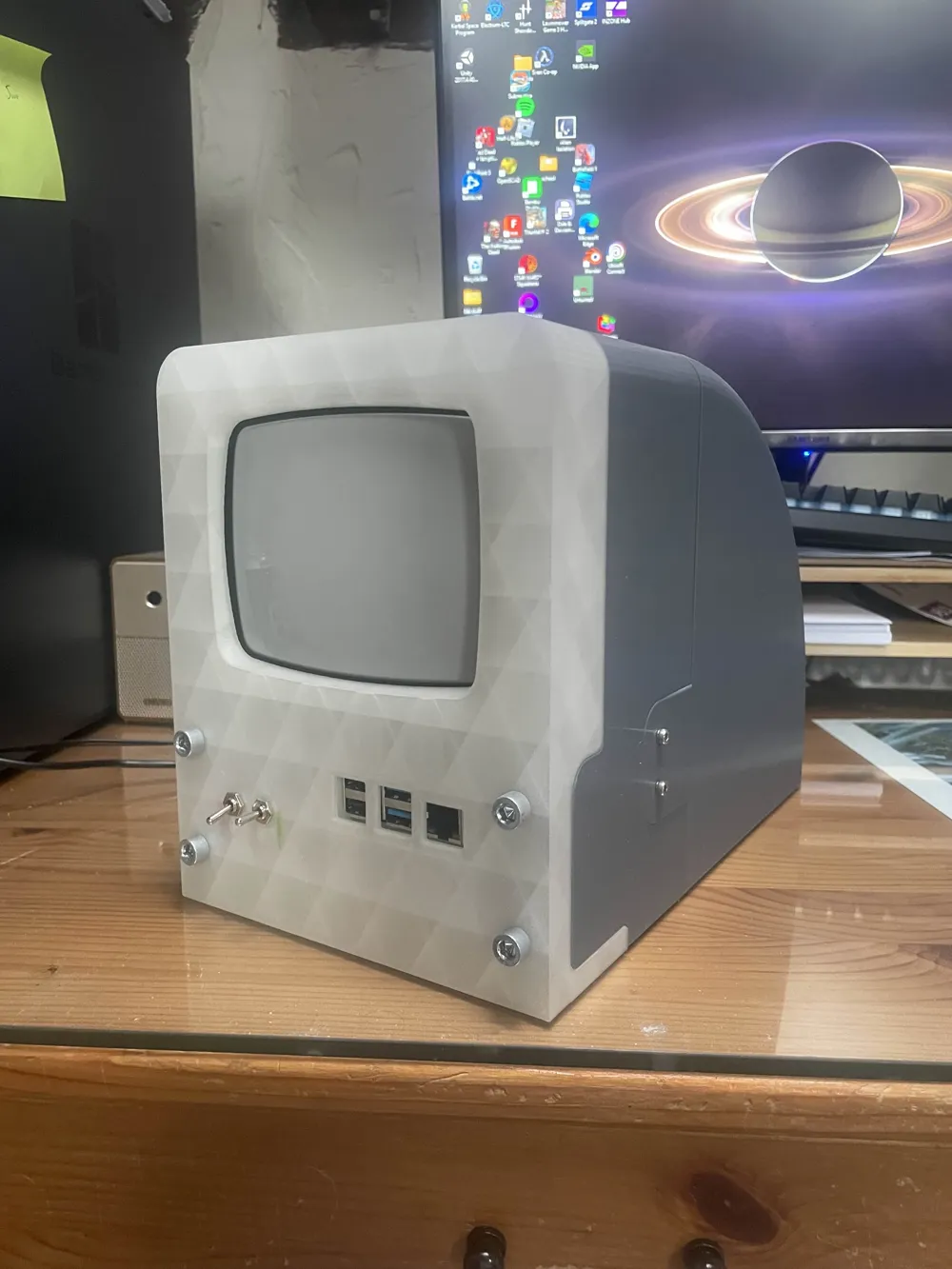CRT Raspberry Pi Case - Free 3D Print Model - MakerWorld