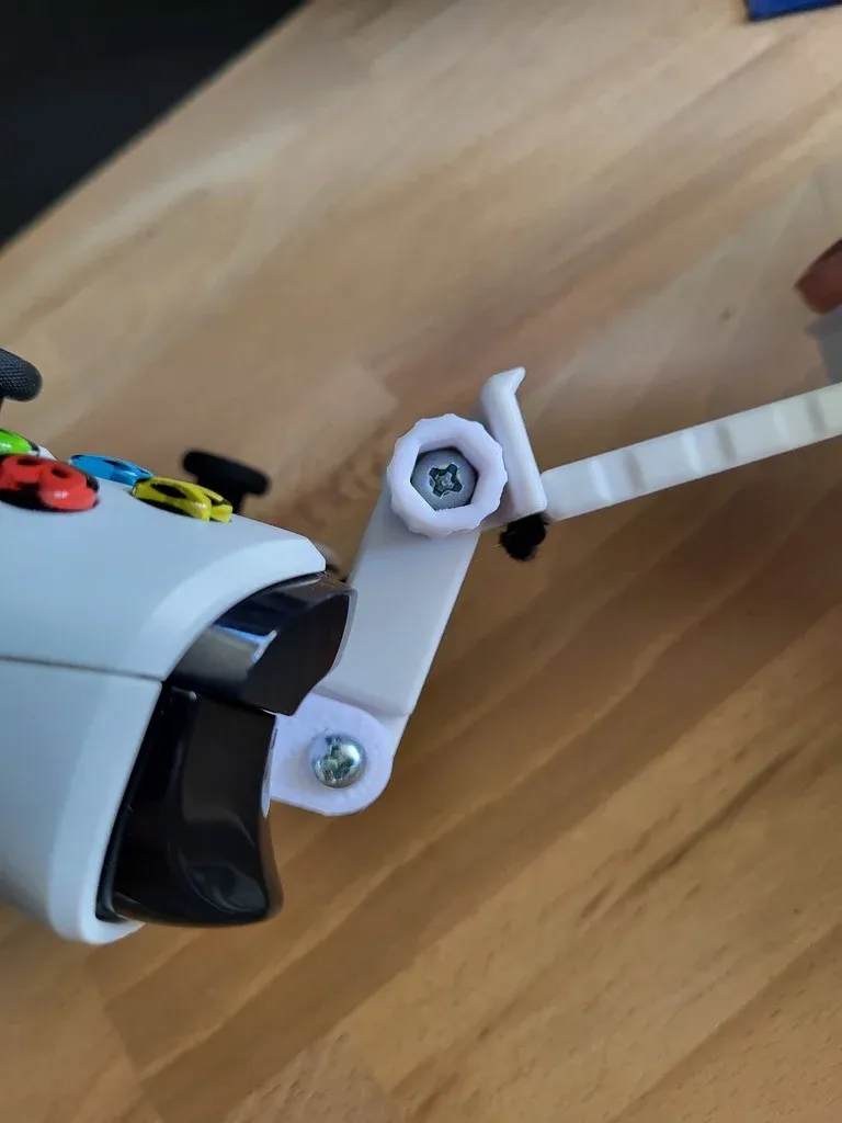 Xbox controller phone mount by CodeWeaver MakerWorld: Download Free 3D ...