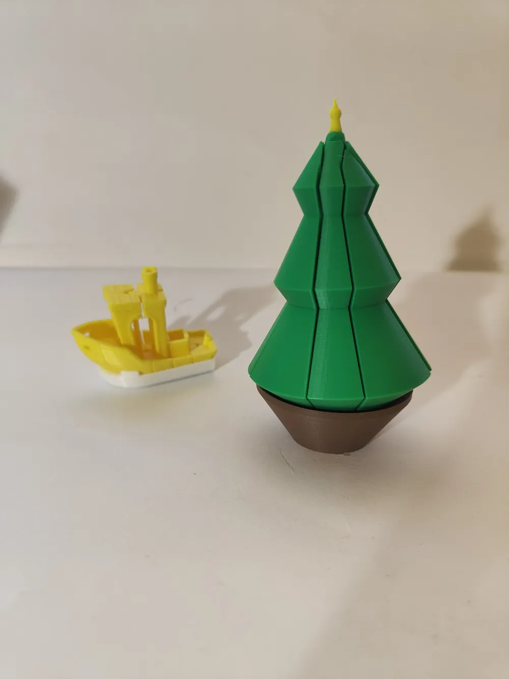 Flexi tree articulated Christmas decoration by 🔥Bacongo3D🔥 MakerWorld ...