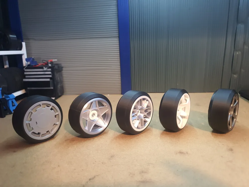 52mm 1:10 Solid 'Stretched' Drift Tyres + Tool - Free 3D Print Model ...