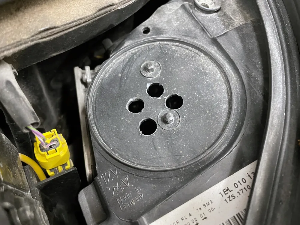 WD BMW F10/F11 Xenon Headlight Ventilation Cap by Westersund ...