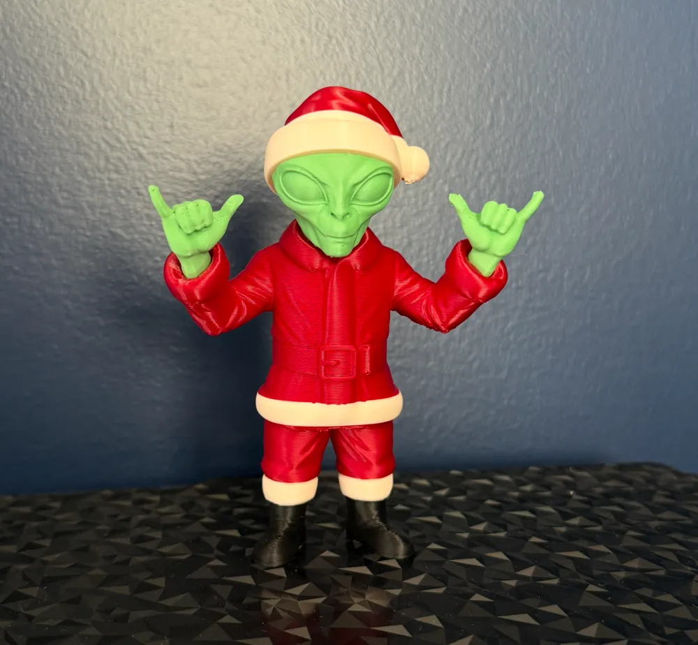 Alien Santa - Free 3D Print Model - MakerWorld