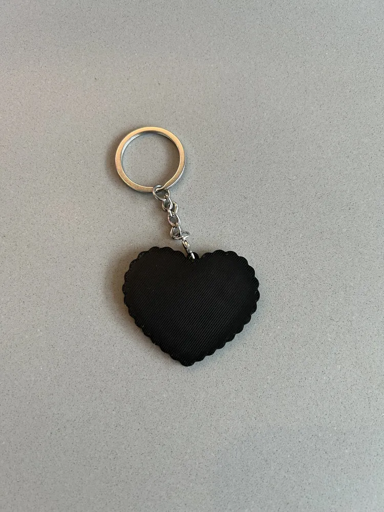"Bee Mine" Heart Keychain - Free 3D Print Model - MakerWorld