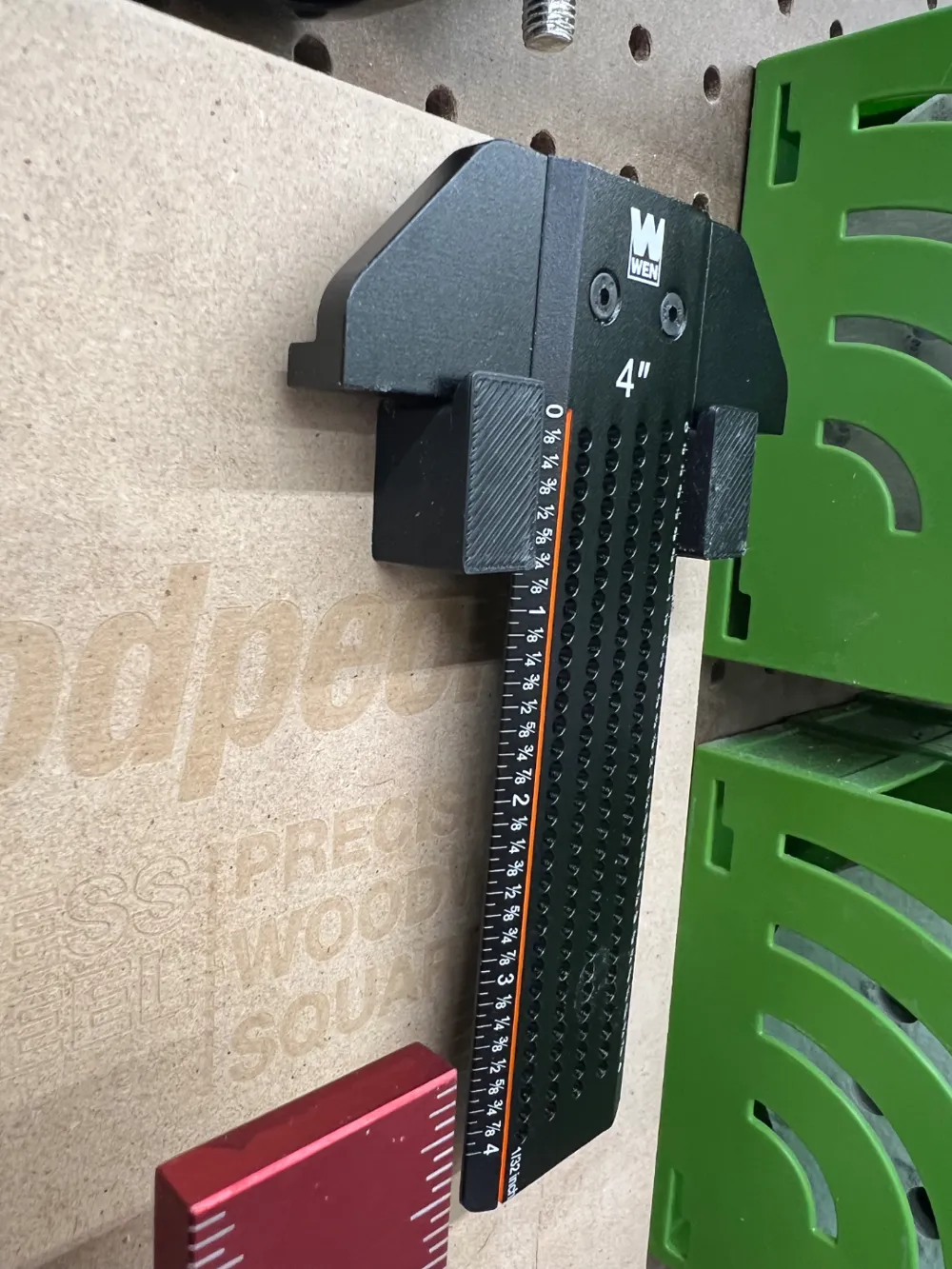 WEN 4-Inch T-Ruler Mount by Blake and Becket R - MakerWorld