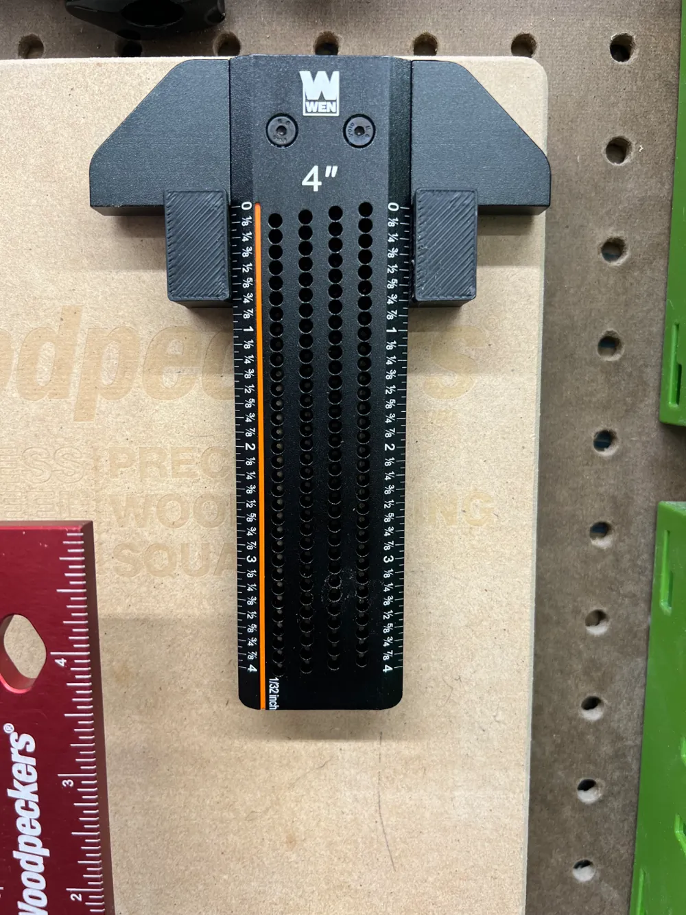 WEN 4-Inch T-Ruler Mount by Blake and Becket R - MakerWorld