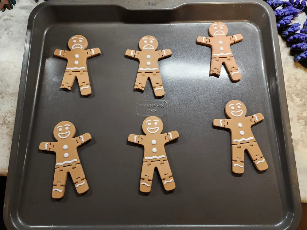 Articulated Gingerbread People Print-in-place 2 color - AMS Remixed by ...