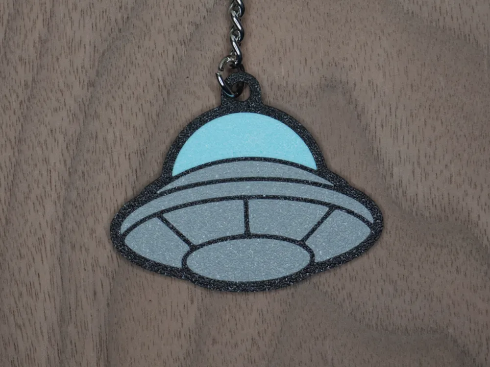 UFO keychain by Travisty - MakerWorld