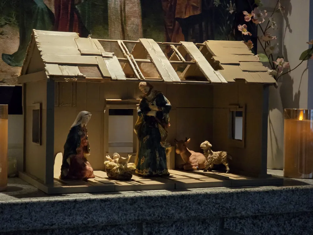 Christmas Crib - Free 3D Print Model - MakerWorld