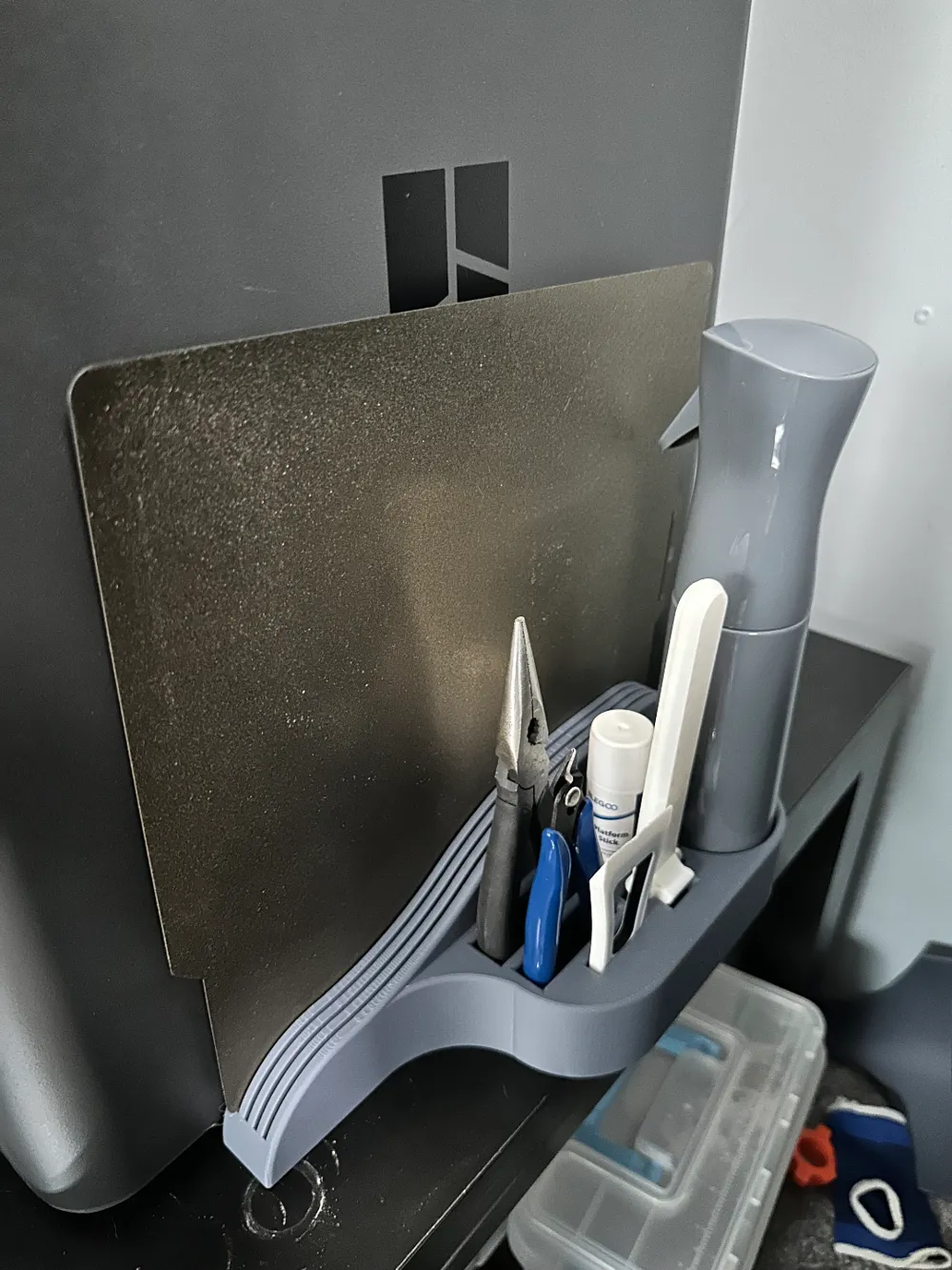 Bambu Build Plate Holder Tool Organizer by spector273 - MakerWorld