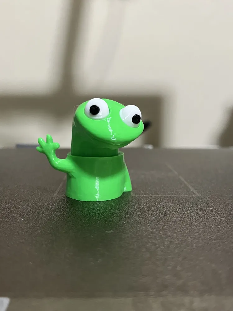 Lizard Meme Clicker - NO AMS/AMS - Tom in Hoppers - Free 3D Print Model ...
