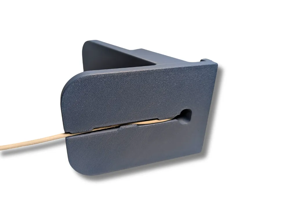 Locked Cable iPhone Dock by CherrysCollection - MakerWorld