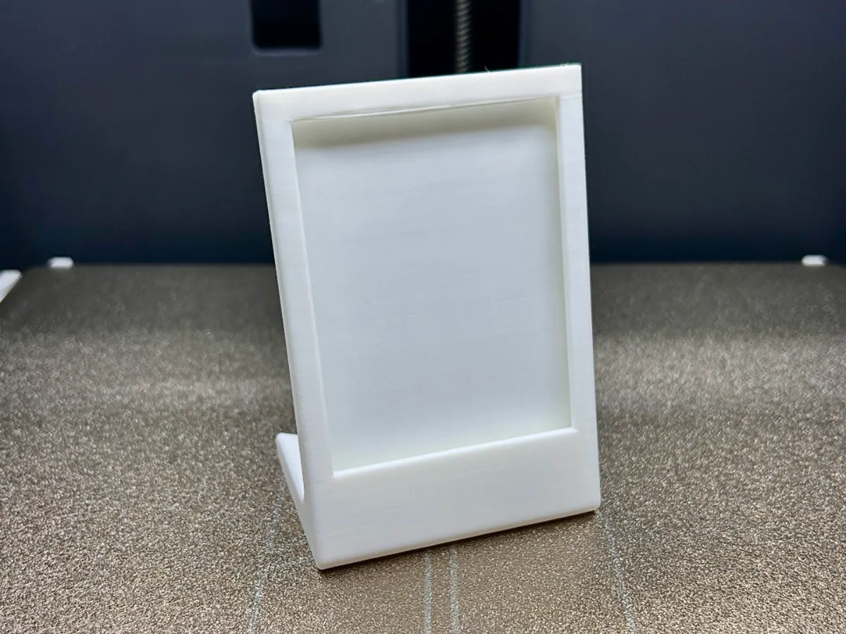 Marco de fotos Polaroid con soporte - Modelo de impresión 3D gratuito ...