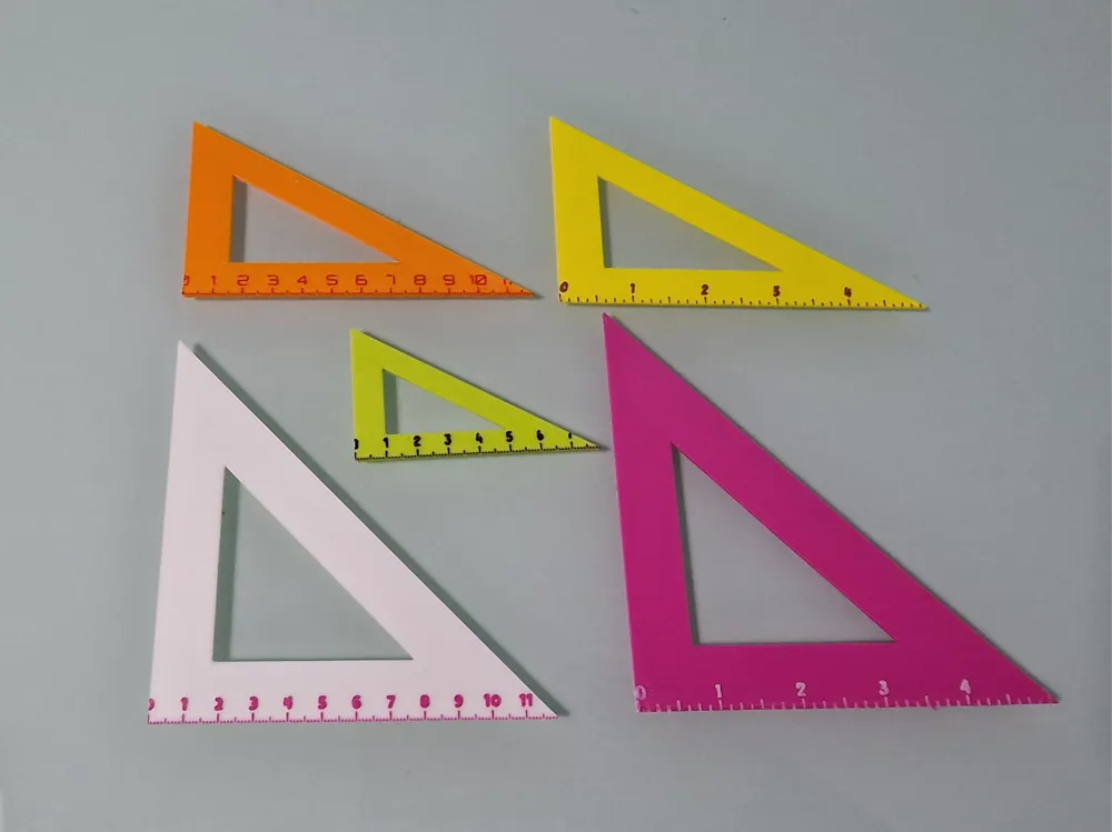 Set square/Triangle ruler (mm and inches / Custom) - Free 3D Print ...