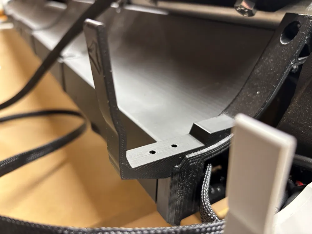 Lowrider 4 Hose Hook with Drag Chain Mount Remixed by Hye_Maker - MakerWorld