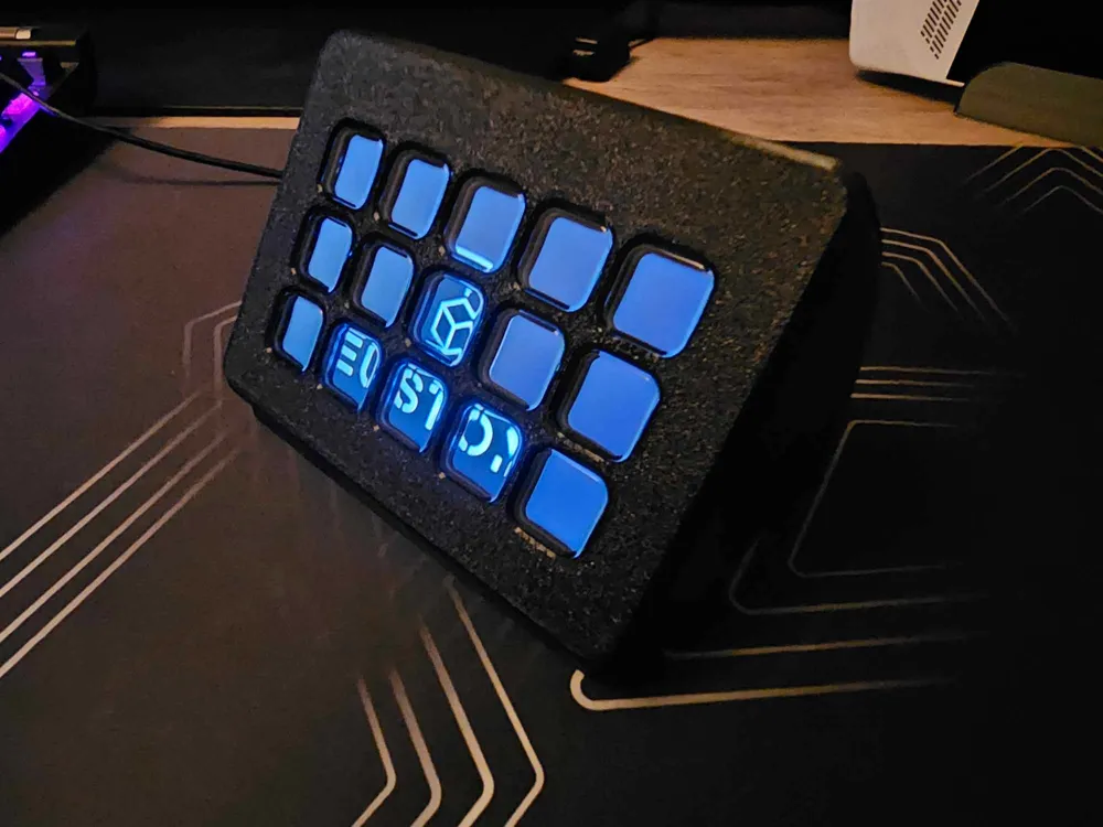 Elgato Stream Deck Faceplate and Stand by Euston - MakerWorld