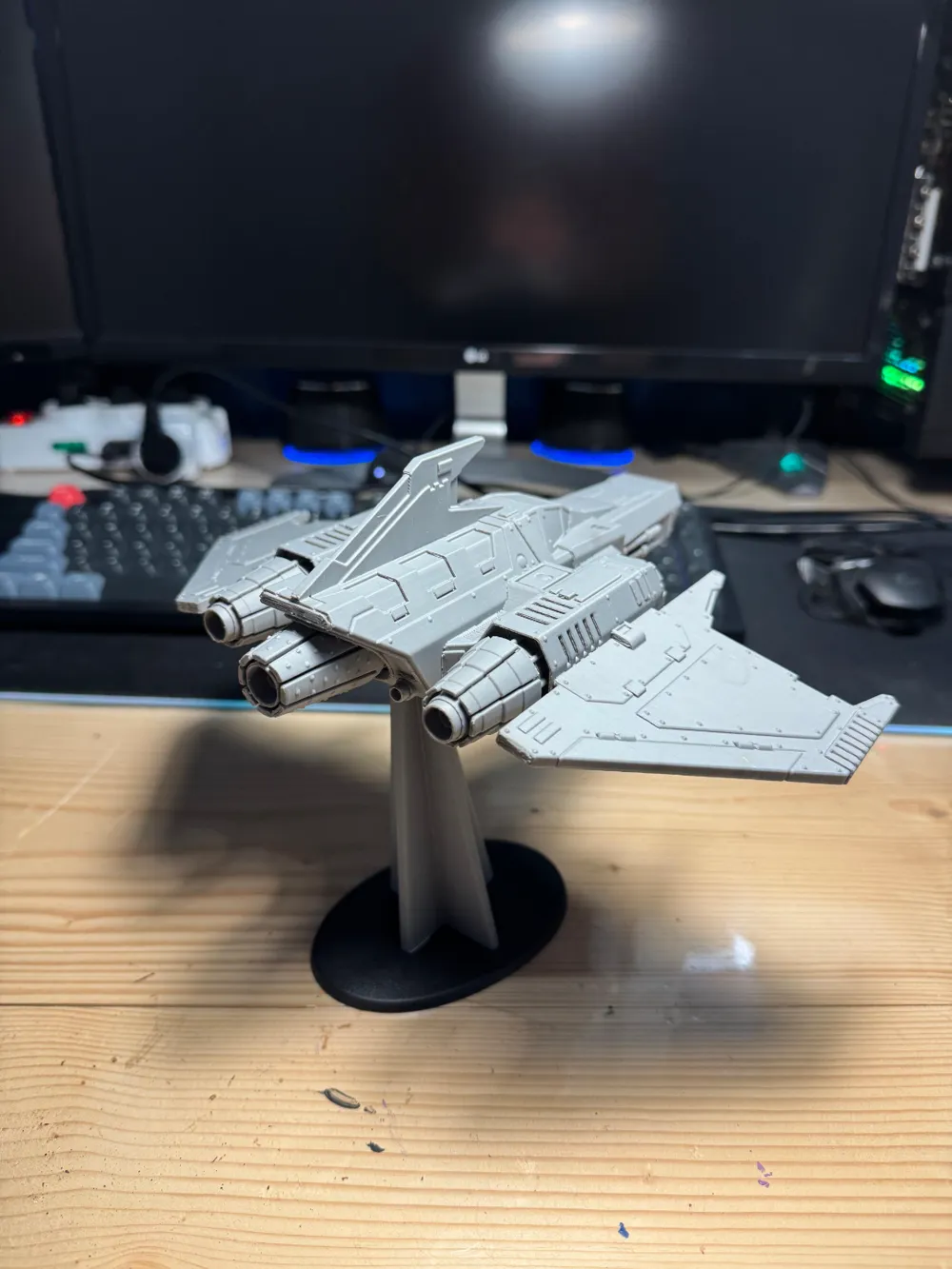 Aircraft Xiphone War Airplane Model Warhammer 40k von Gallerus - MakerWorld