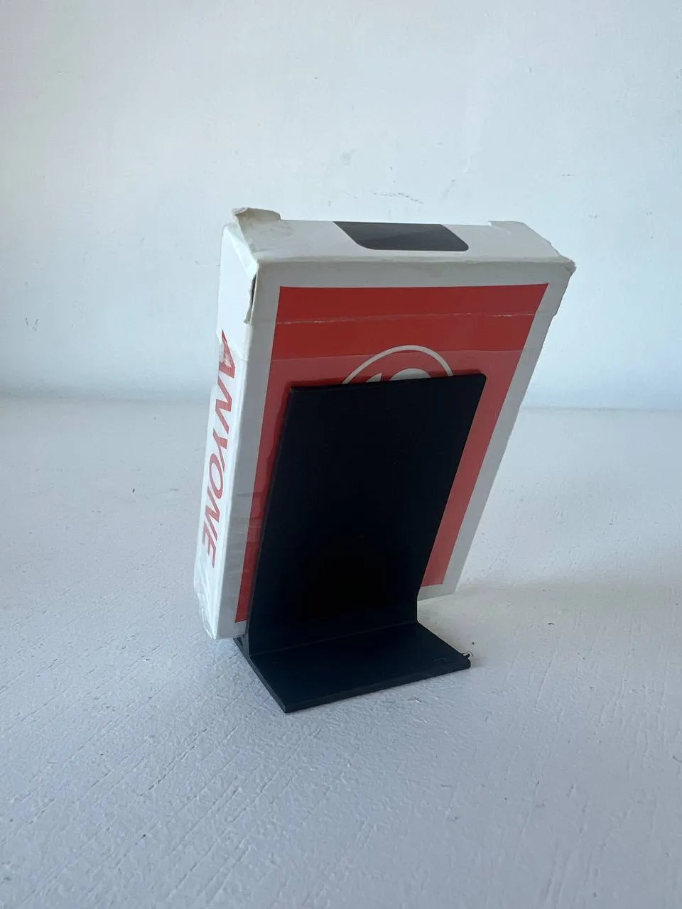 Playing cards stand - Free 3D Print Model - MakerWorld