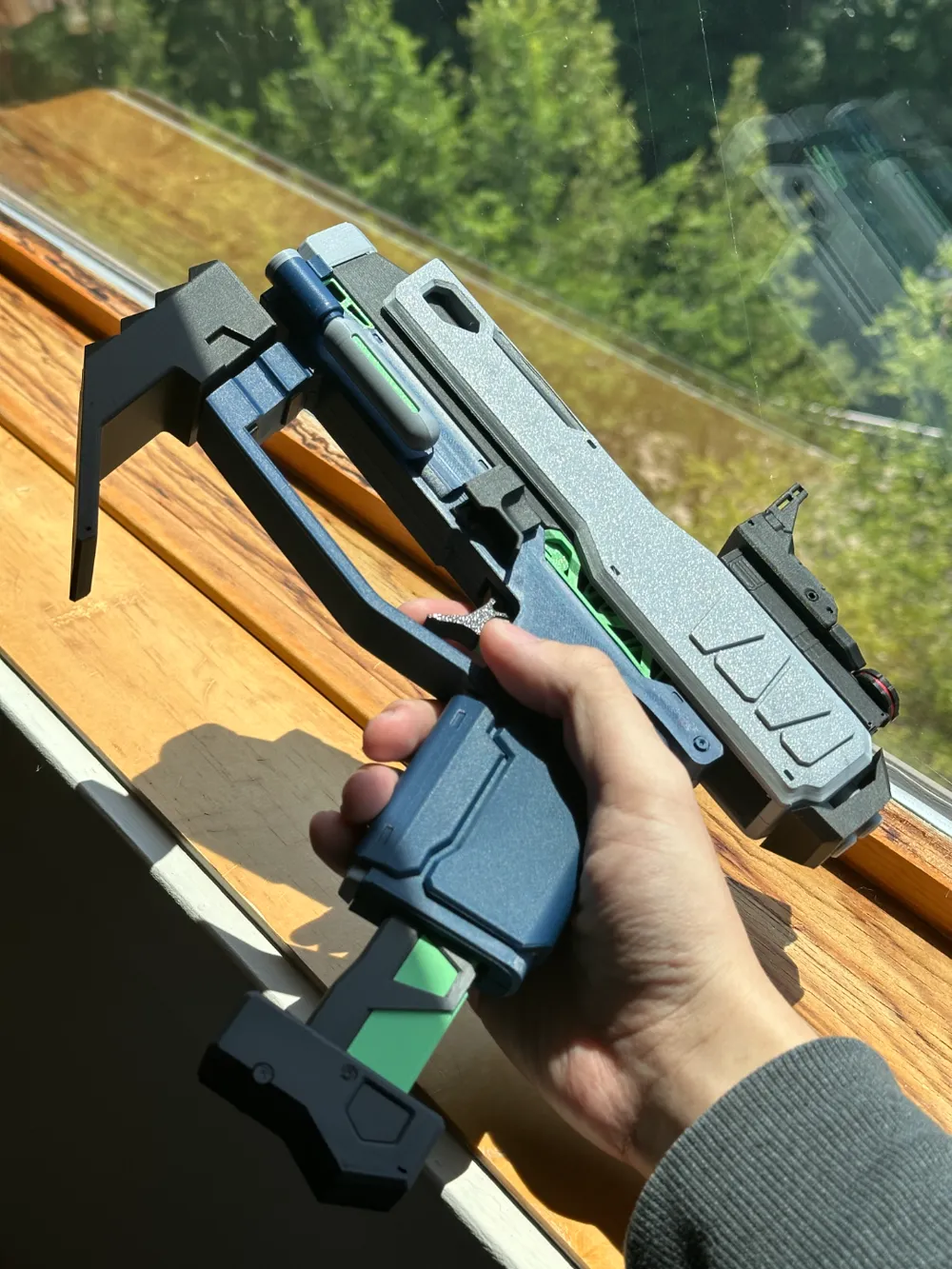 Sci-fi Magic Pistol by iGniSPY MakerWorld: Download Free 3D Models