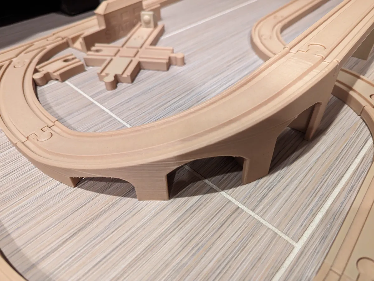 Brio IKEA Lillabo 90-Grad-Brückenrampe Remixt von anselor MakerWorld ...