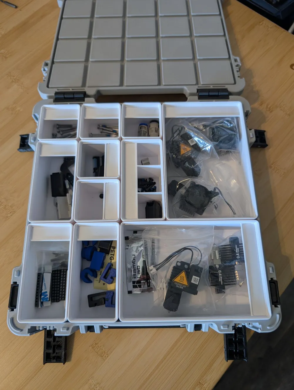 5x5 Gridfinity Box by Pred with Handle - Free 3D Print Model - MakerWorld