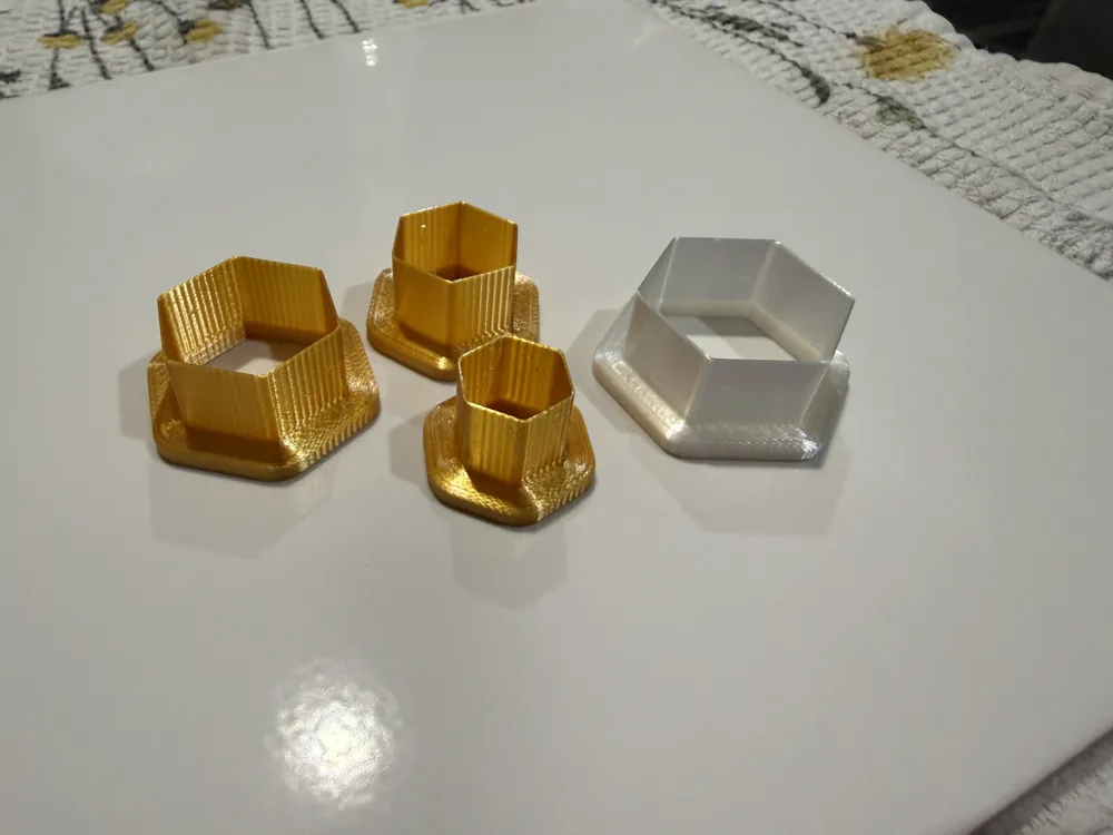 Hexagonal polymer clay cutters - Free 3D Print Model - MakerWorld