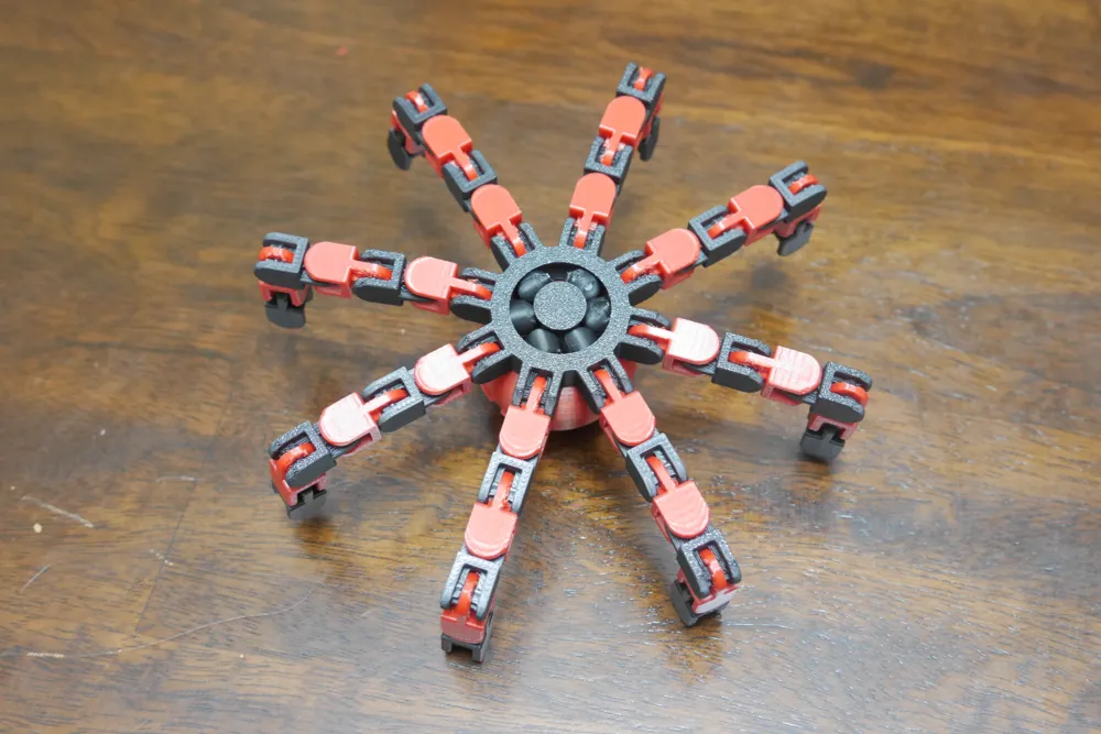 Click Hinge Articulated and Spinning Octopus by vorkosigan78 MakerWorld ...