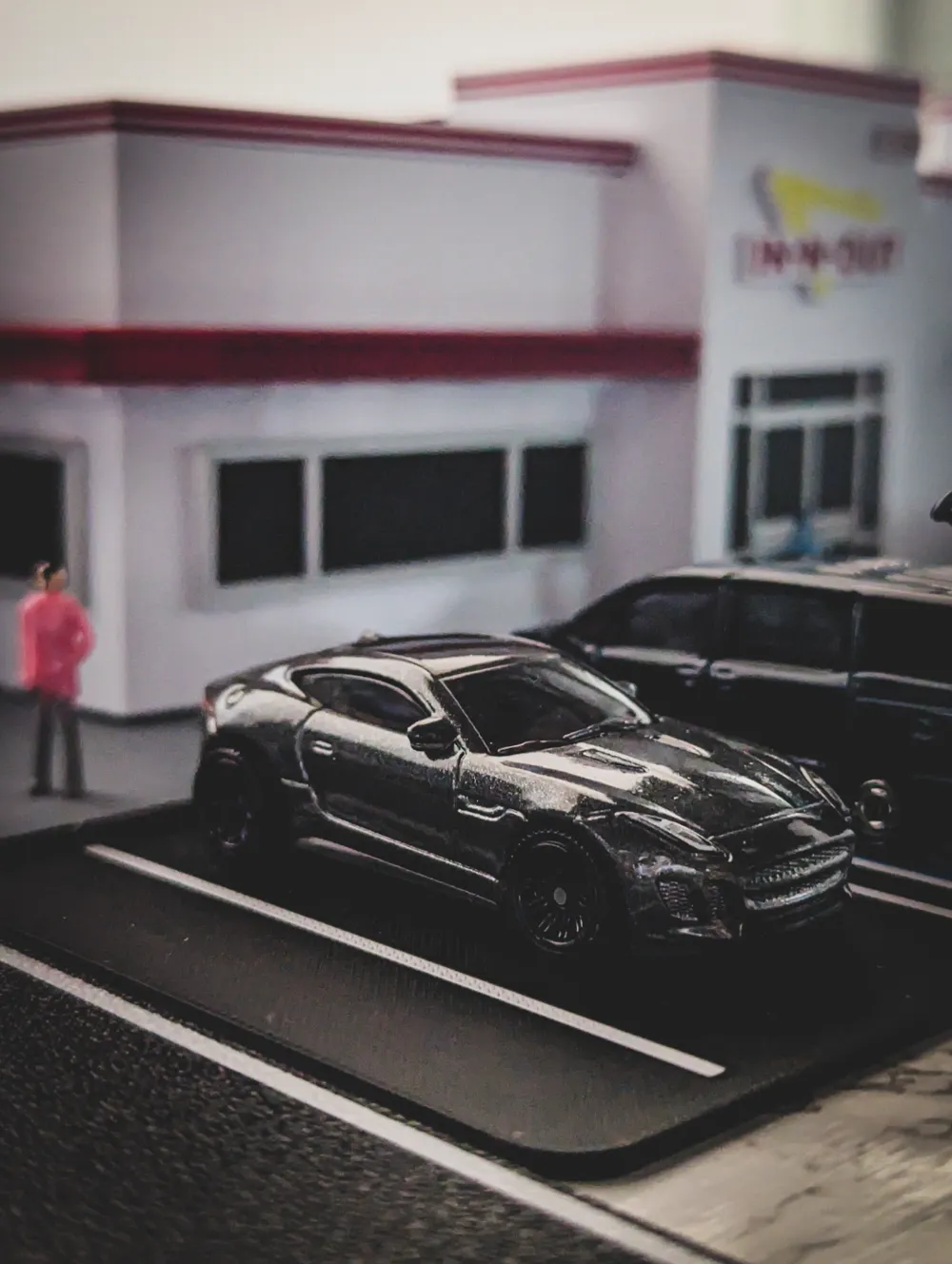 IN-N-OUT Model Set - Hot Wheels Display 1:64 Scale by LAYRLAB ...