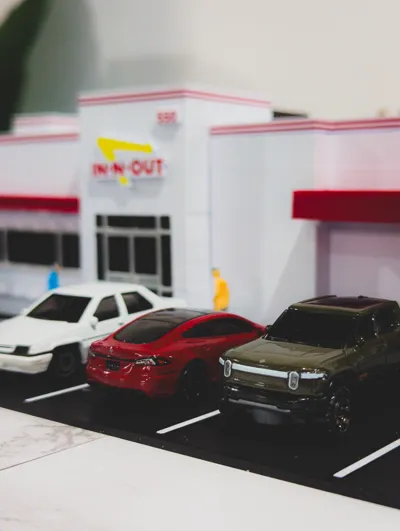 IN-N-OUT Model Set - Hot Wheels Display 1:64 Scale by LAYRLAB ...