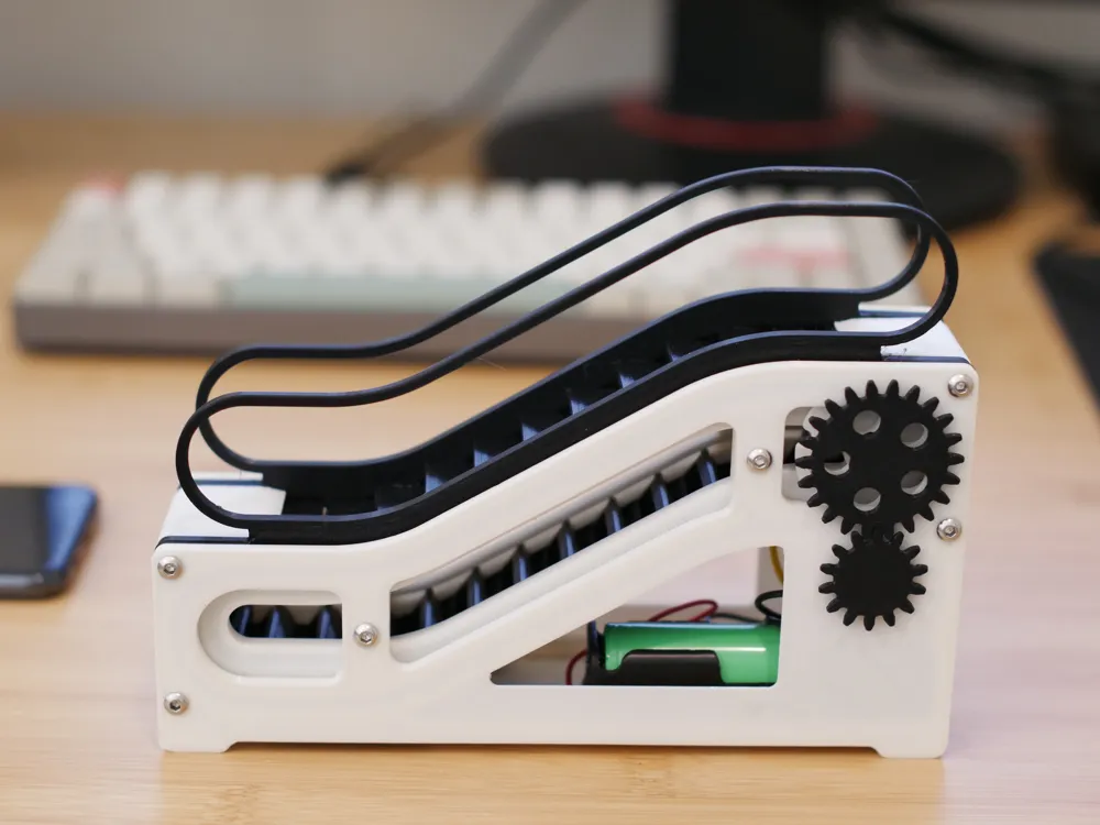 Motorized Mini Desktop Escalator - Free 3D Print Model - MakerWorld