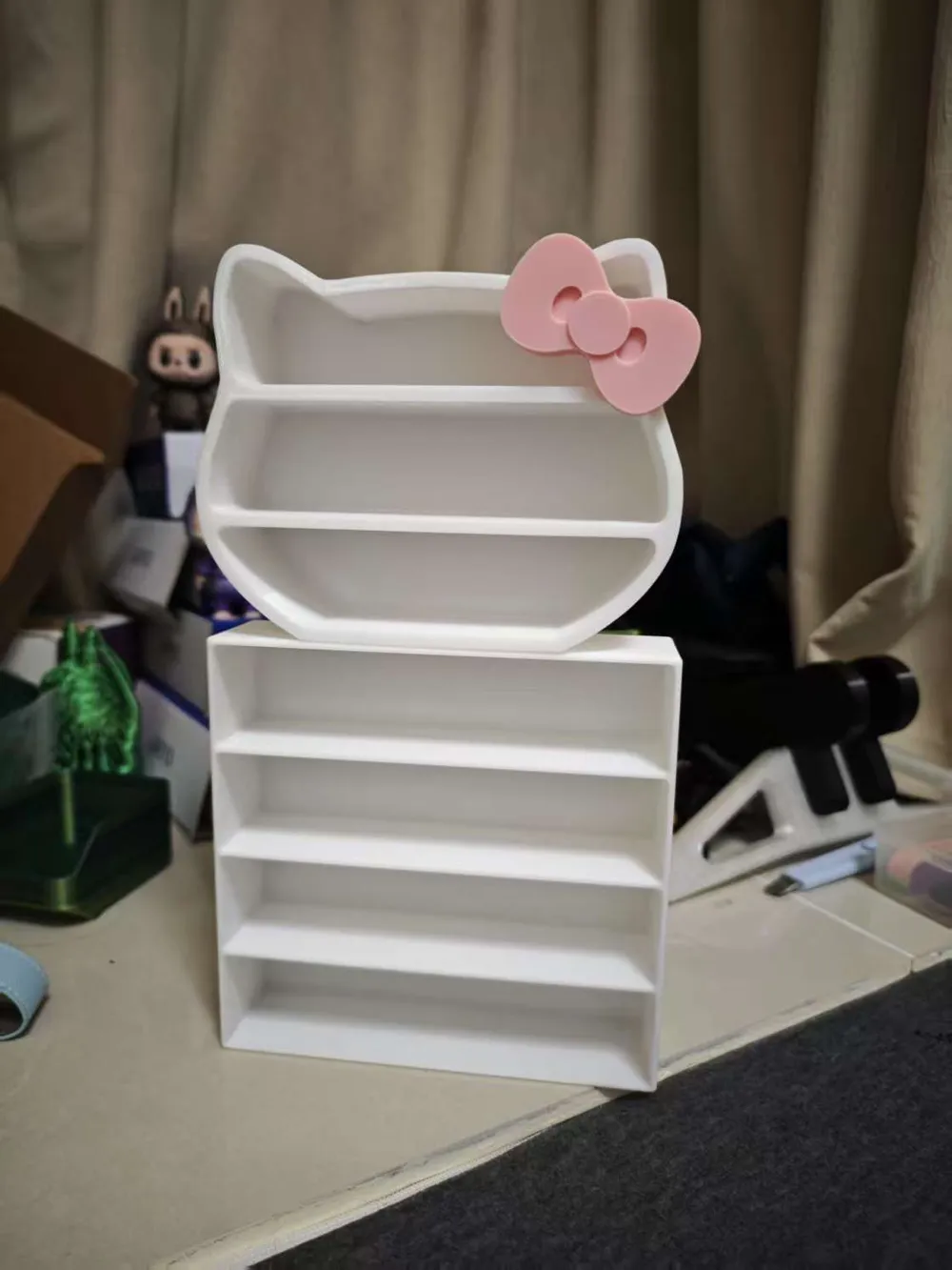 Hello Kitty shelf, ornament by 小浅谷 MakerWorld: Download Free 3D Models