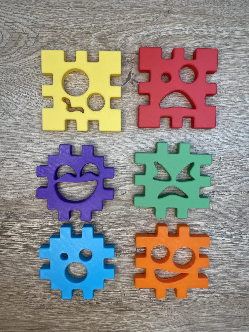 Smiley Puzzle Cube: A Colorful Puzzle! by Foxart3DMakerWorld: Download ...