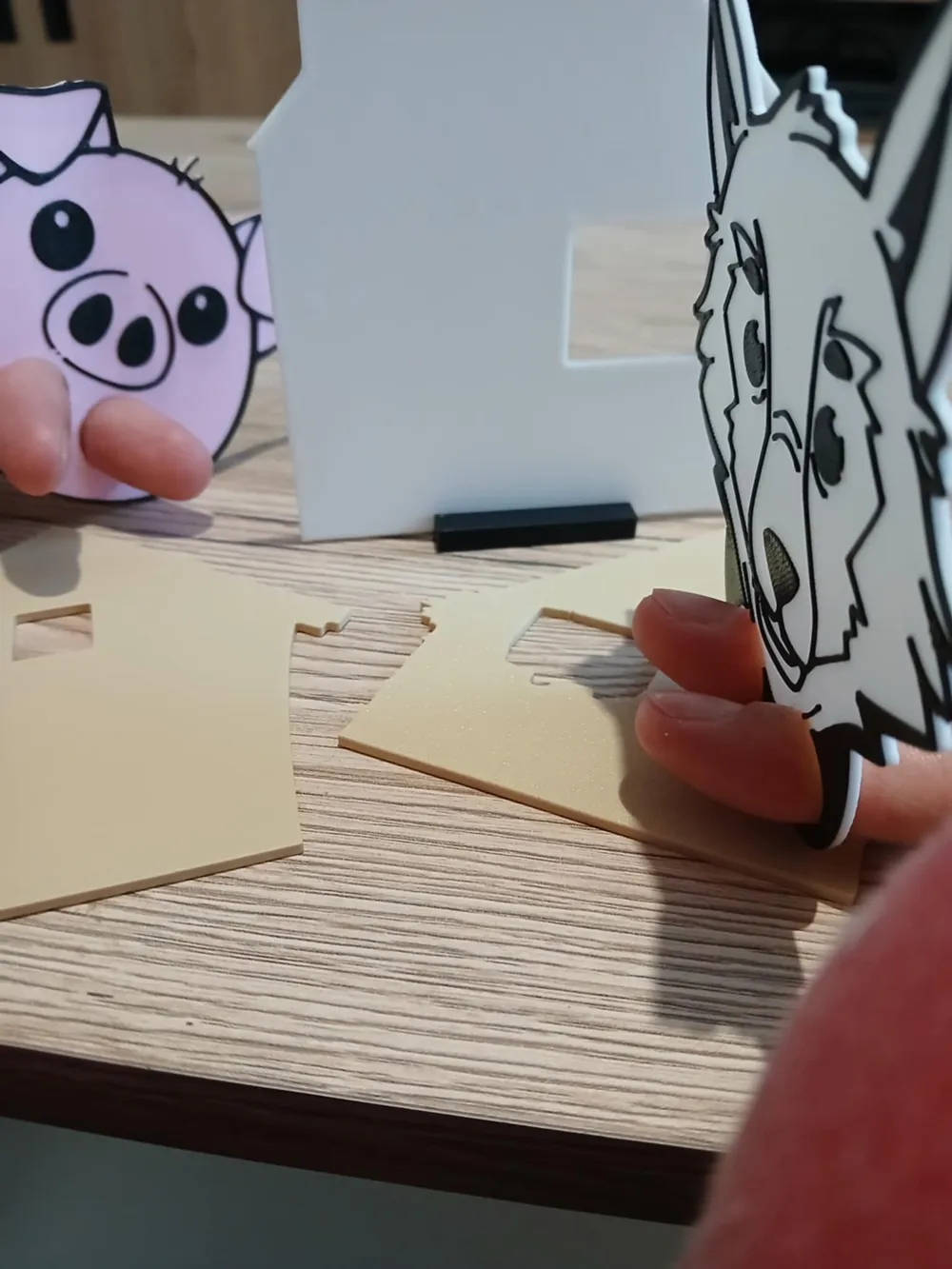 The Three Little Pigs – Finger Puppet Story Set by zelvacrafting ...