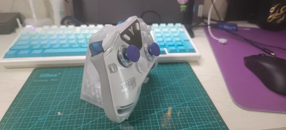 Soporte para mando Flydigi飛智 - Modelo de impresión 3D gratuito - MakerWorld