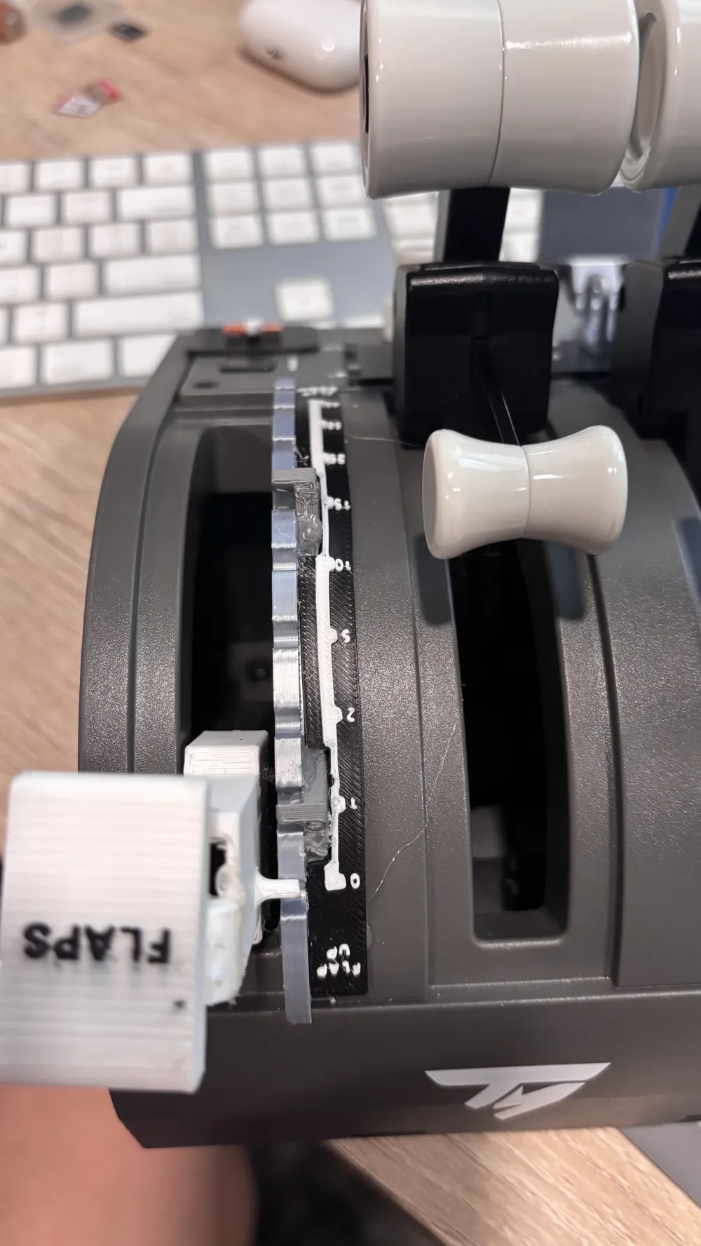 737 MAX/NG flaps positions for TCA Boeing Quadrant by planes n printers MakerWorld: Download ...