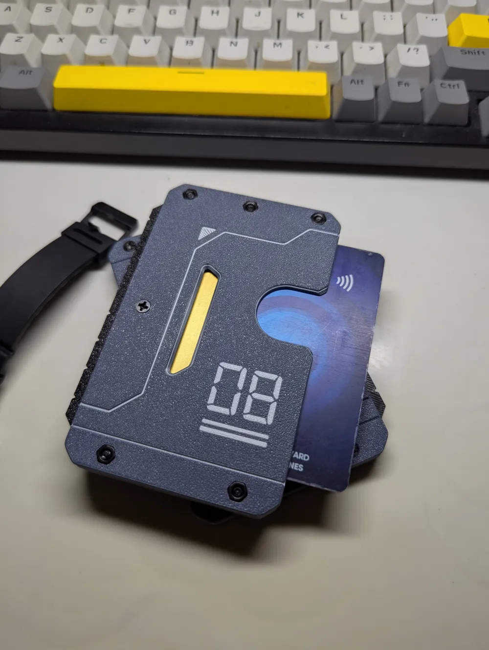 Mechanical Inspired Wallet by Cheese Canteliver MakerWorld: Download ...