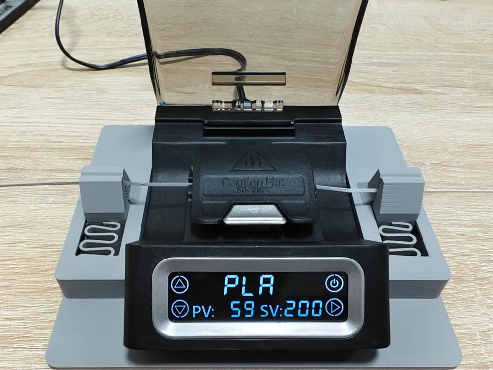 Three-Color Filament Splicer Fixture Base by Alexie MakerWorld ...