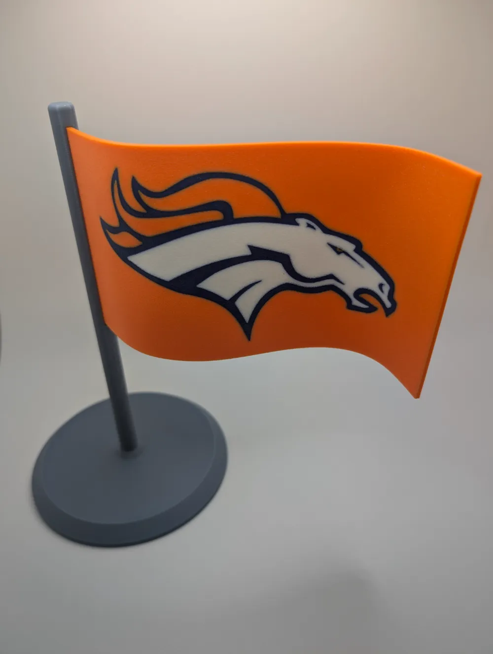 Round Flag Pole - Free 3D Print Model - MakerWorld